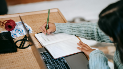 Mengenal Gaya Belajar: Pengertian, Jenis, Ciri, dan Contohnya